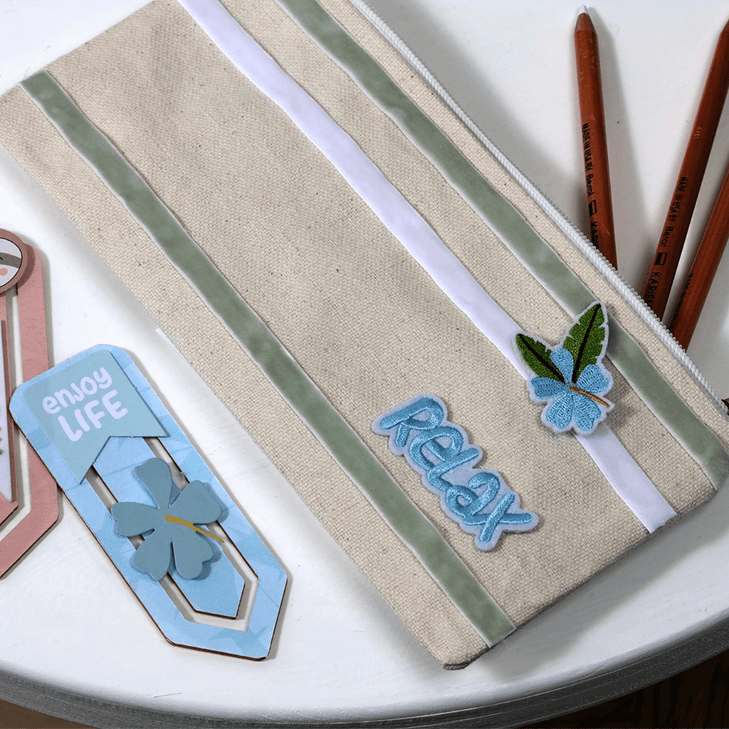 Canvas Pocket with Zip - Art Academy Direct malta